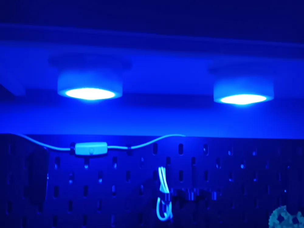 Soporte para focos LED RGB - Versión 1.0 - Modelo de impresión 3D ...