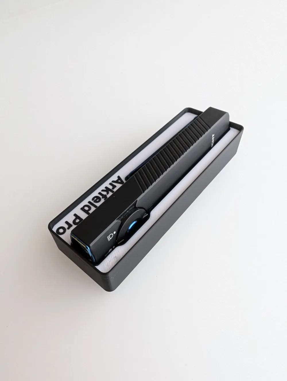 Olight Arkfeld Pro Gridfinity holder 3x1 by Jooa97 - MakerWorld