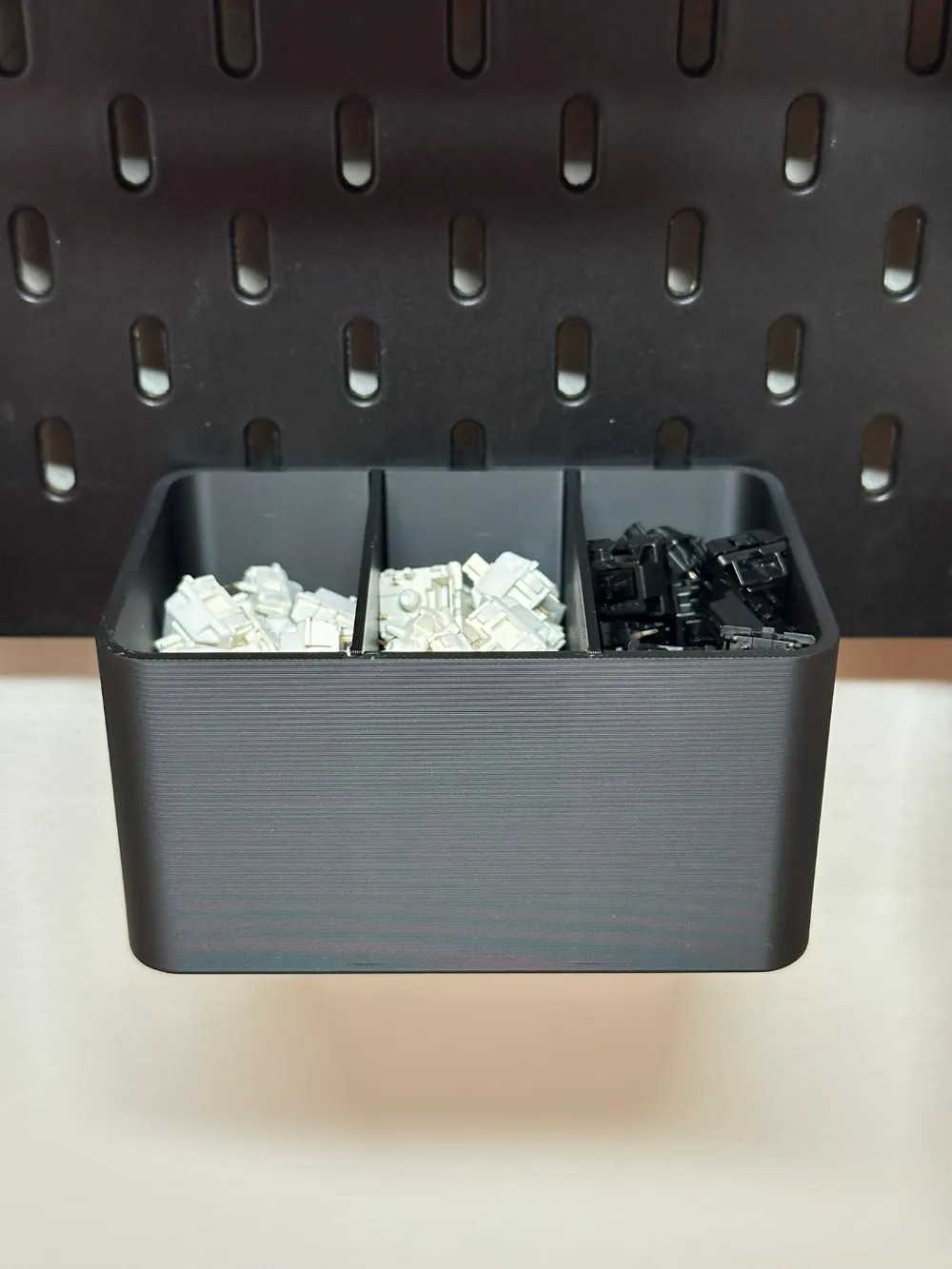 Wide container w/ removable divider - IKEA Skadis by marmech - MakerWorld