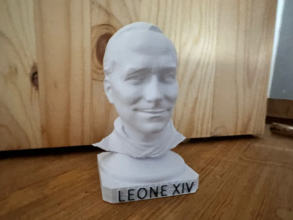 Papa Leone XIV - Robert Francis Prevost by MagicMike93 MakerWorld: Download Free 3D Models