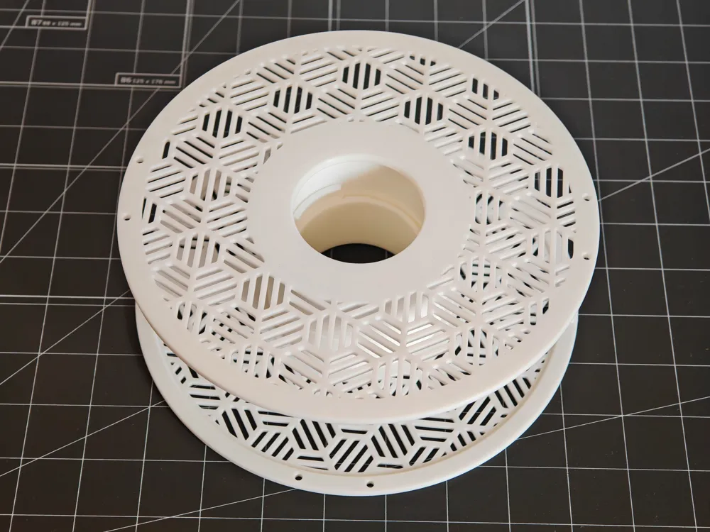 Bambu Spool for Bambu refill Filament Remixed by moshi3d MakerWorld ...