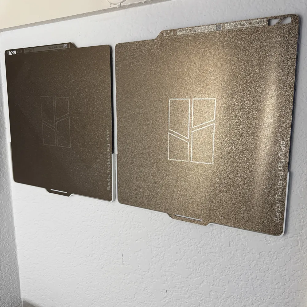 Magnetic Build Plate Wall Mount - Free 3D Print Model - MakerWorld