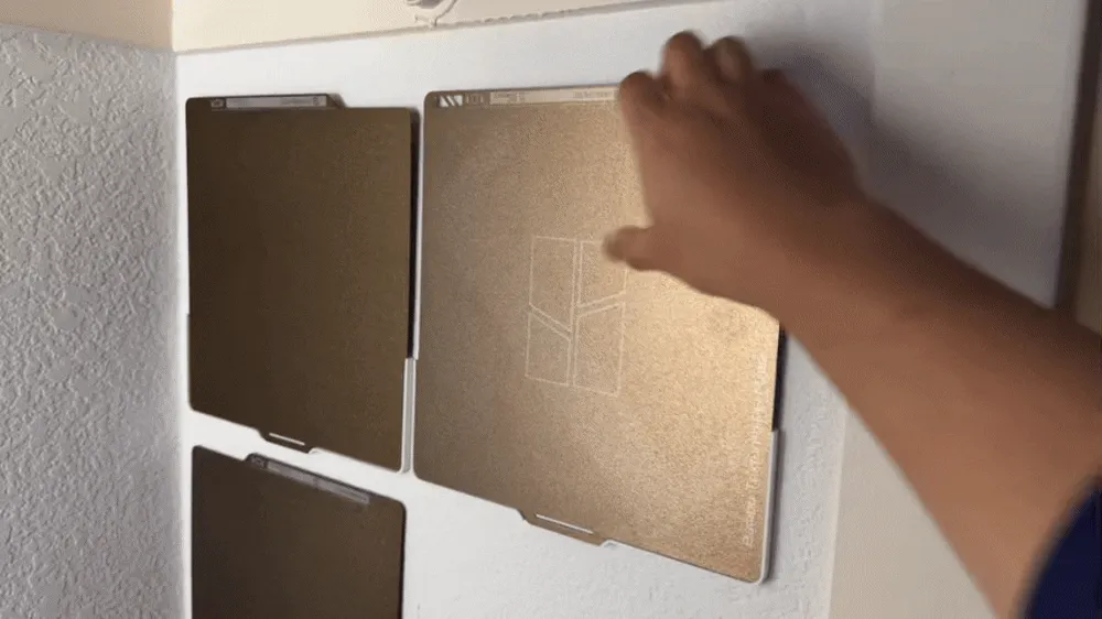 Magnetic Build Plate Wall Mount - Free 3D Print Model - MakerWorld