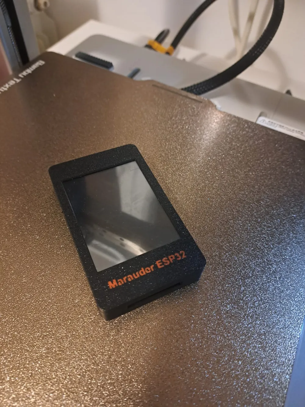 Cheap Yellow Display snap case by dani1054 MakerWorld: Download Free 3D ...