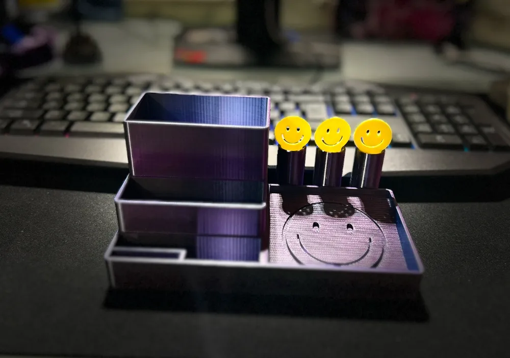 Smiling Face Pen Holder Desk Organizer by SUKIII - MakerWorld