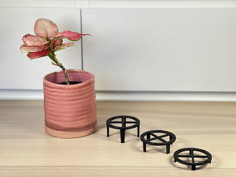 Stackable Plant Pot Elevator (Plant Saucer Riser) by ...