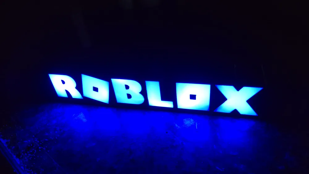 Roblox Logo Lightbox version 2 by IronSerif MakerWorld: Download Free ...