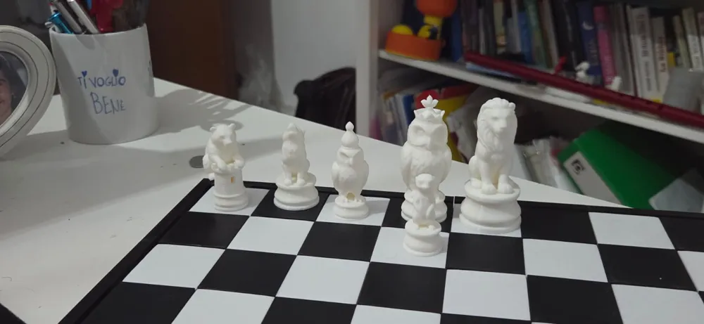 Animal themed chess set by Andrea MakerWorld: Download Free 3D Models