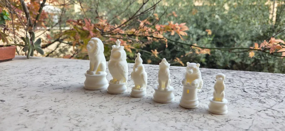 Animal themed chess set by Andrea MakerWorld: Download Free 3D Models