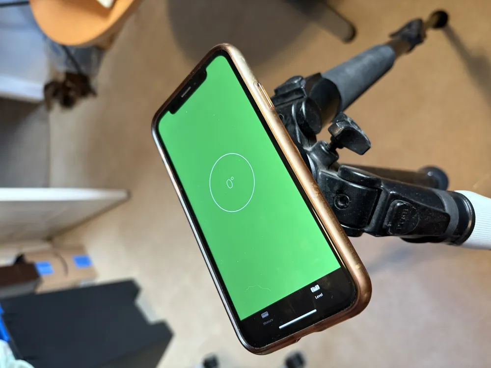 Tripod Levelling Tool - Use with Phone Level - Free 3D Print Model ...