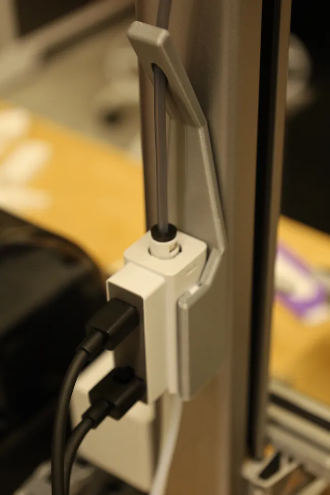 A1 AMS Hub Upper Bracket with PTFE guide - Free 3D Print Model - MakerWorld