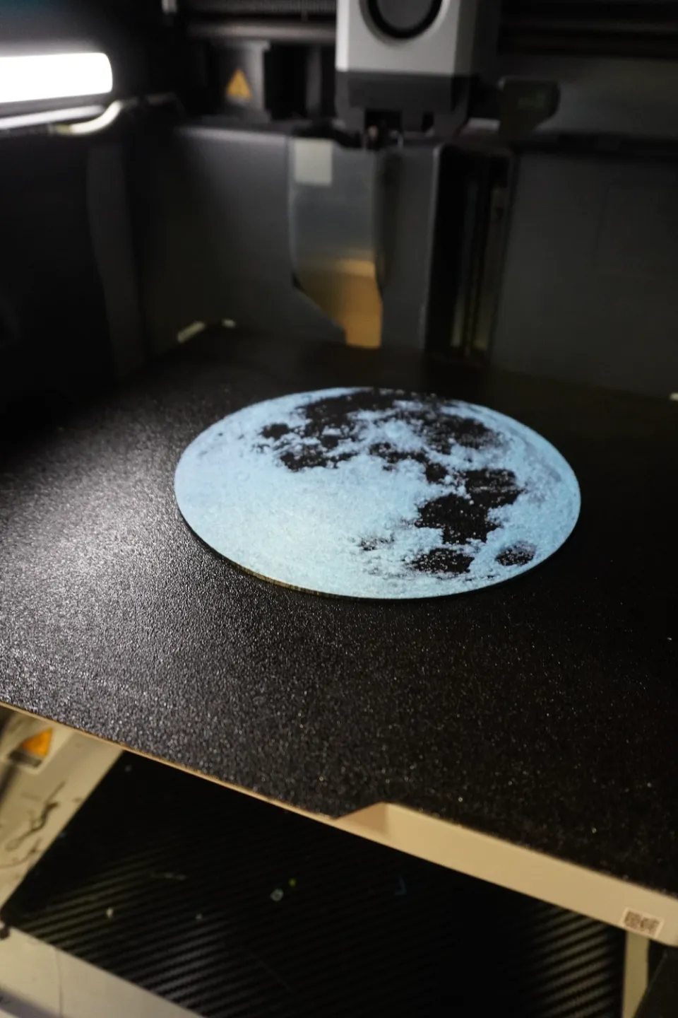 Glow in the dark Moon - Lithopane Effect by Tinker.fun MakerWorld: Download Free 3D Models