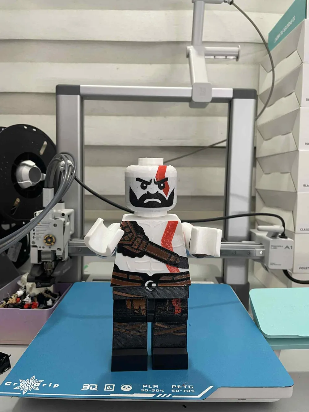 Big Brick God of War Kratos - Free 3D Print Model - MakerWorld