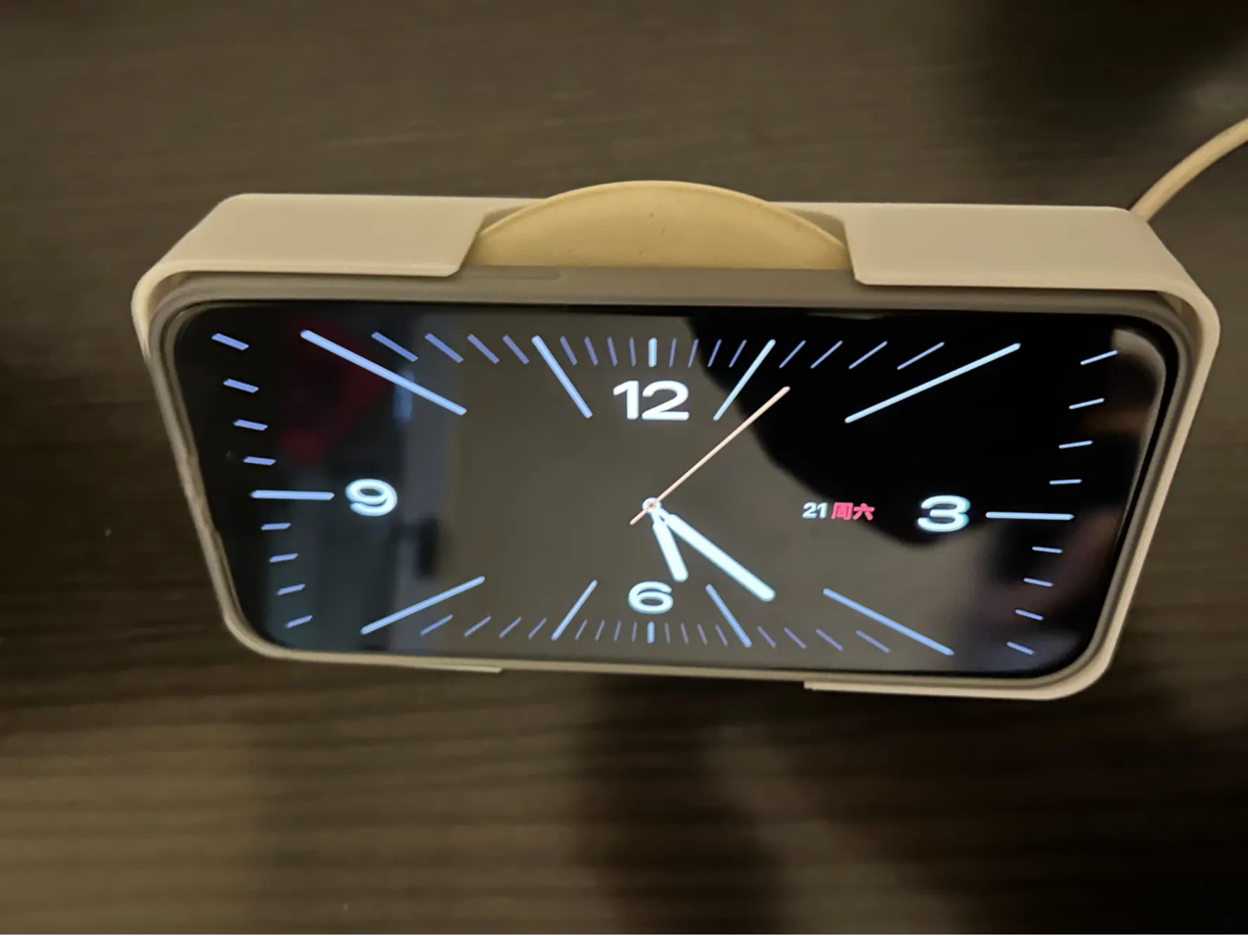 Compatible with iPhone 15 Pro Max Green Union Wireless Charging Dock Remixed by gdx-3d ...