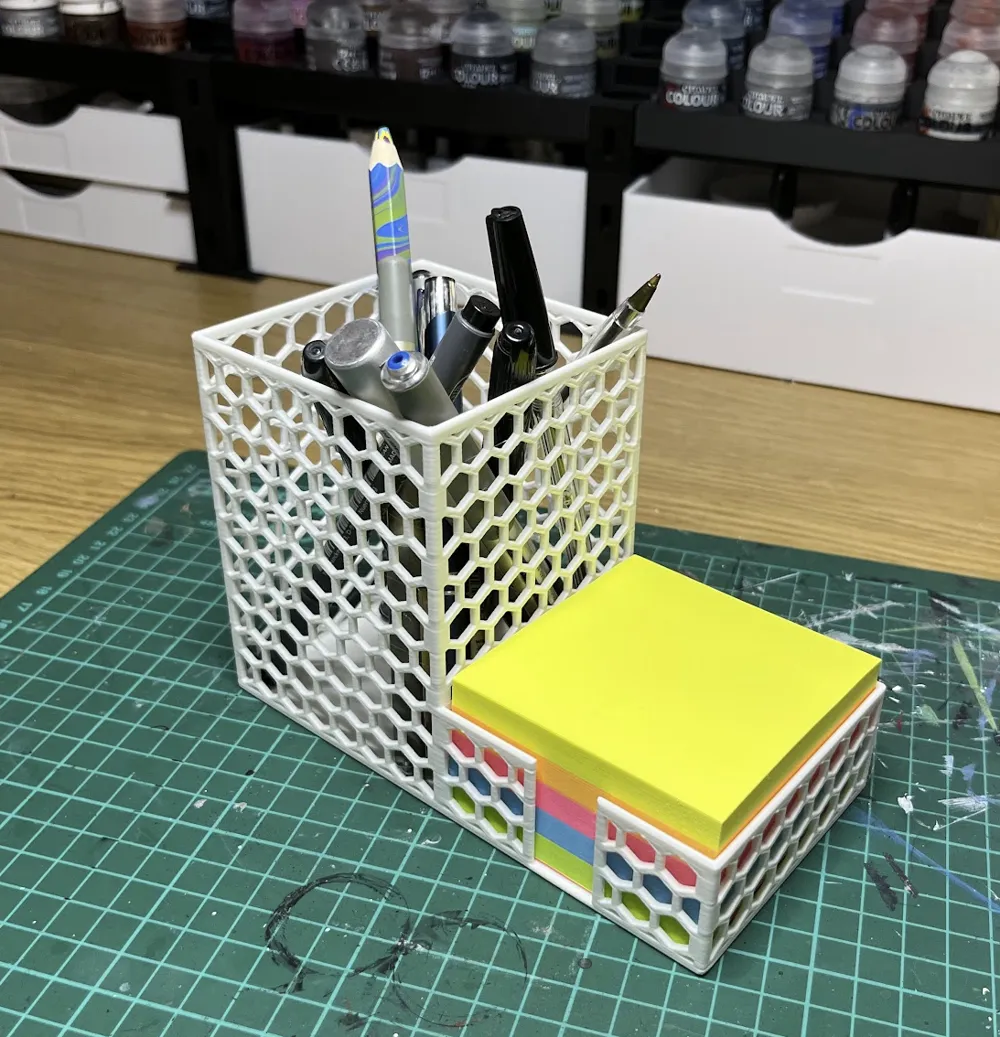 Big Hex / Honeycomb Pen Pot with Sticky Note Holder by Josh3D - MakerWorld