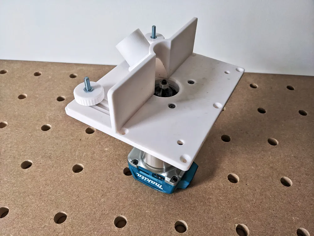 Makita Router Insert Plate & Fence with Dust Port by zomb MakerWorld ...
