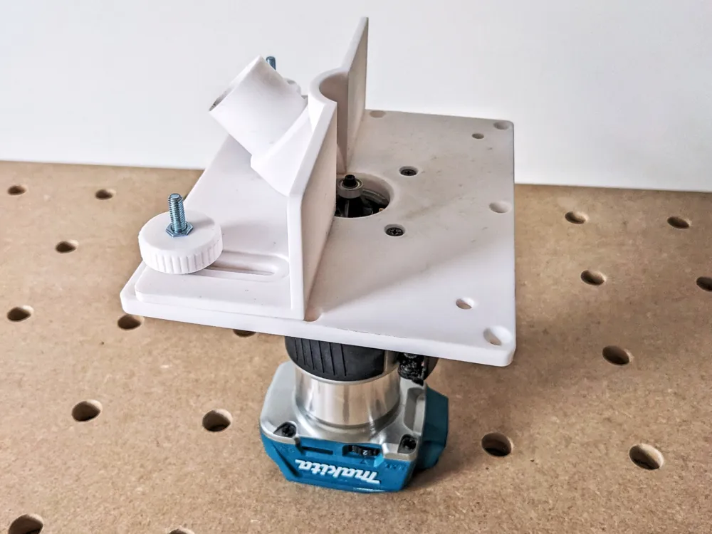 Makita Router Insert Plate & Fence with Dust Port - Free 3D Print Model ...
