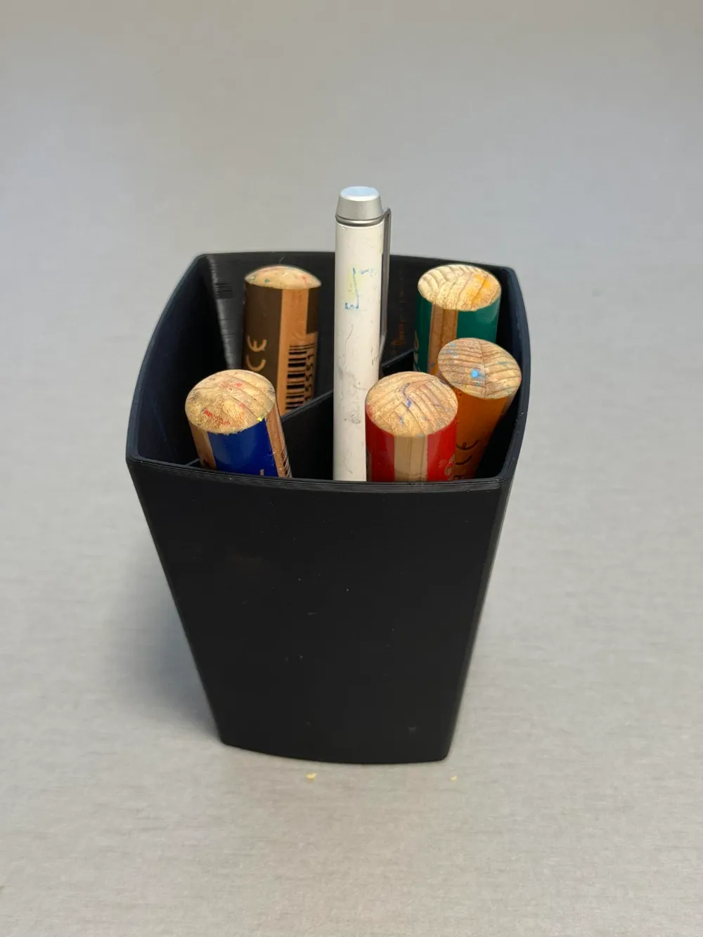 Simple pen stand - 90mm height by michsiv - MakerWorld