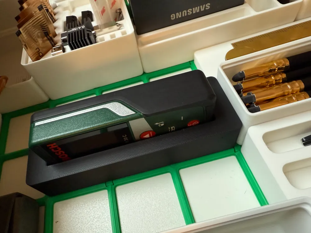 Gridfinity bin for Bosch PLR 30 C by Marcel - MakerWorld