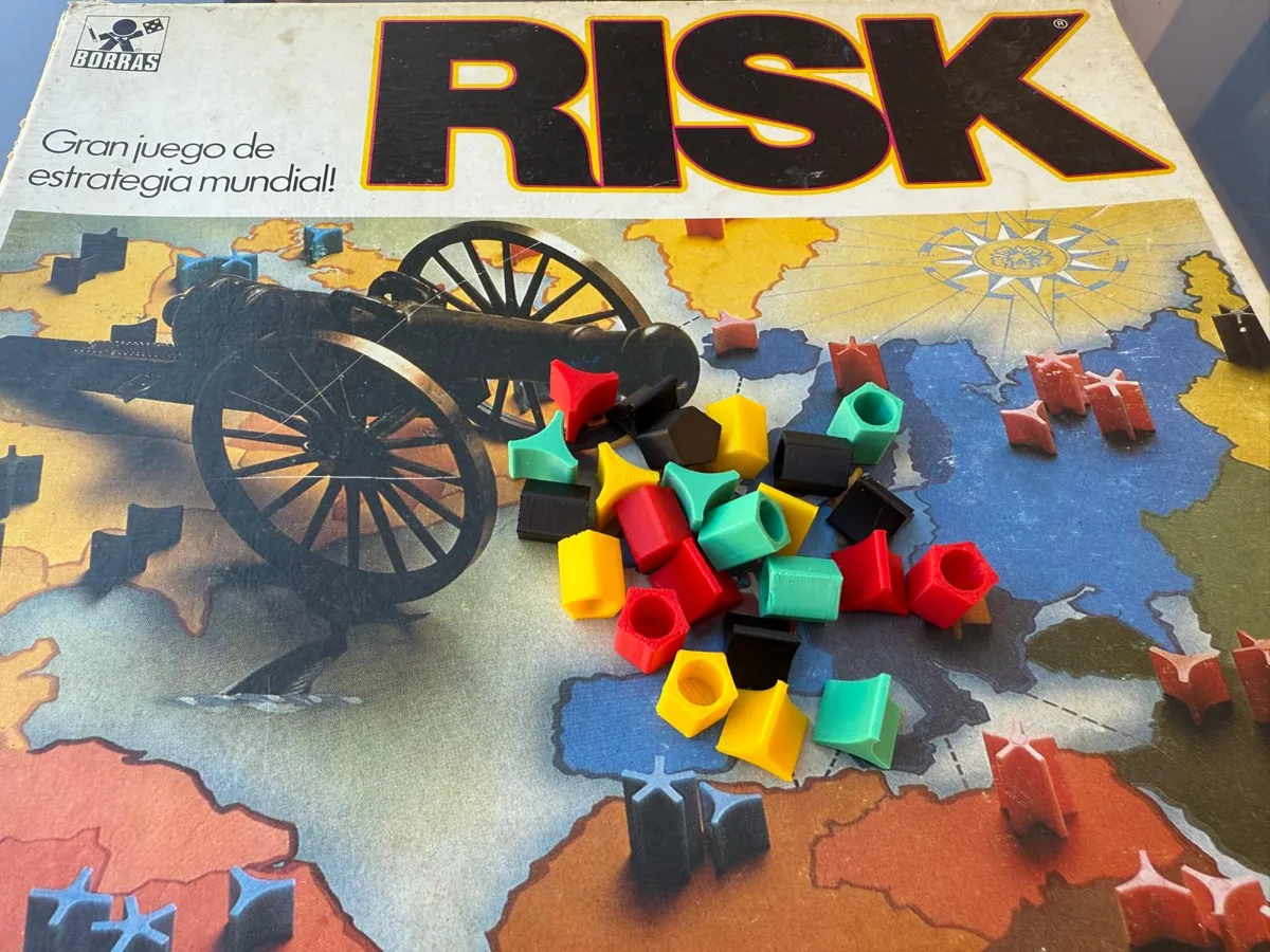 Travel Risk Pieces, Board Game - Free 3D Print Model - MakerWorld