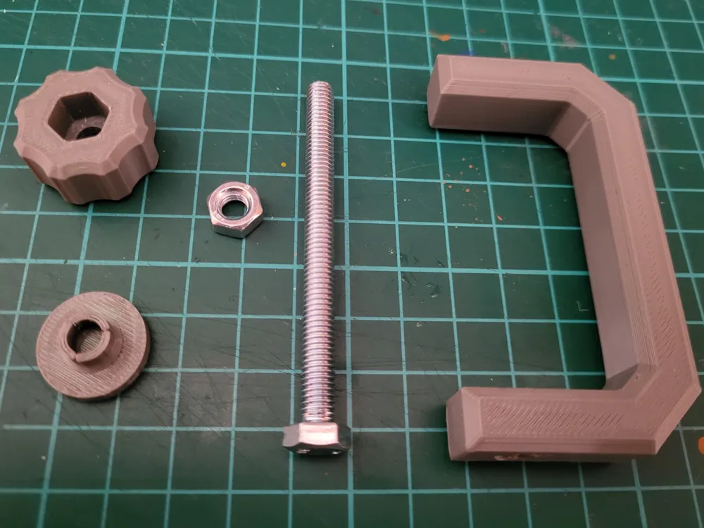 Metric C Clamp by gp2k3 - MakerWorld