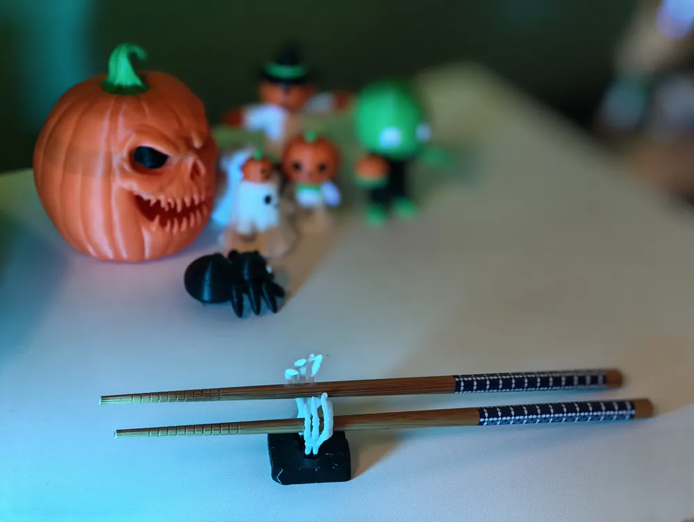 Skeleton Hands Chopstick Holder by Evicka MakerWorld: Download Free 3D ...