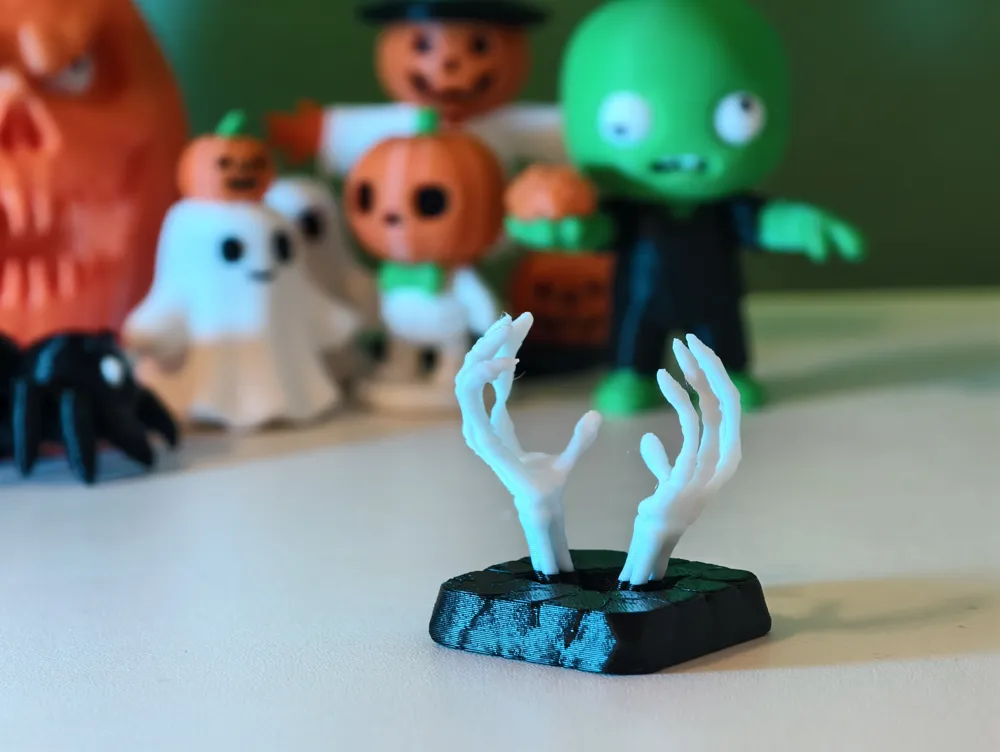 Skeleton Hands Chopstick Holder by Evicka MakerWorld: Download Free 3D ...