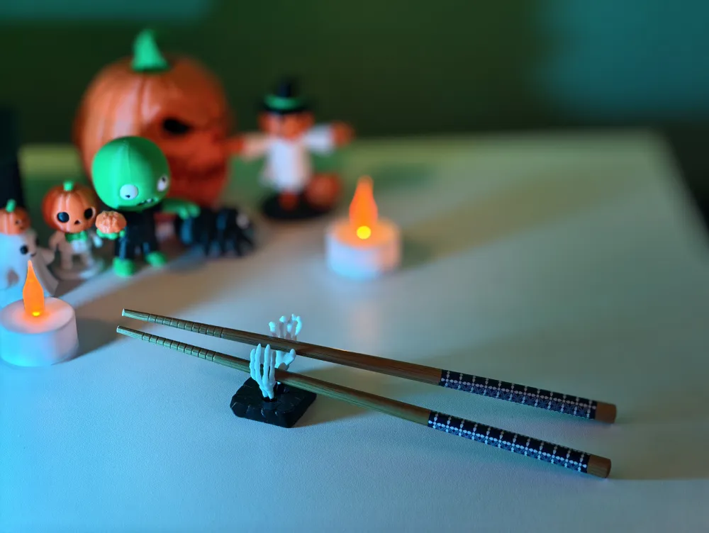 Skeleton Hands Chopstick Holder by Evicka MakerWorld: Download Free 3D ...