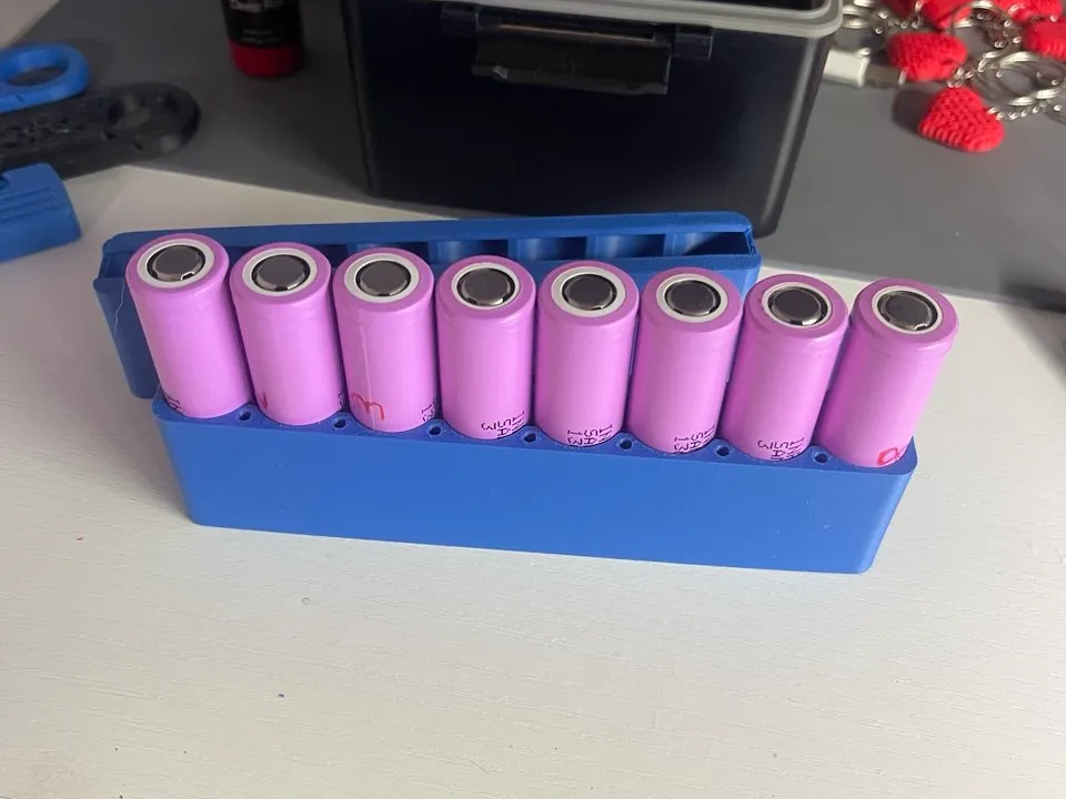 18650 Battery Holder for welding 8 Batteries by maximio74 MakerWorld ...