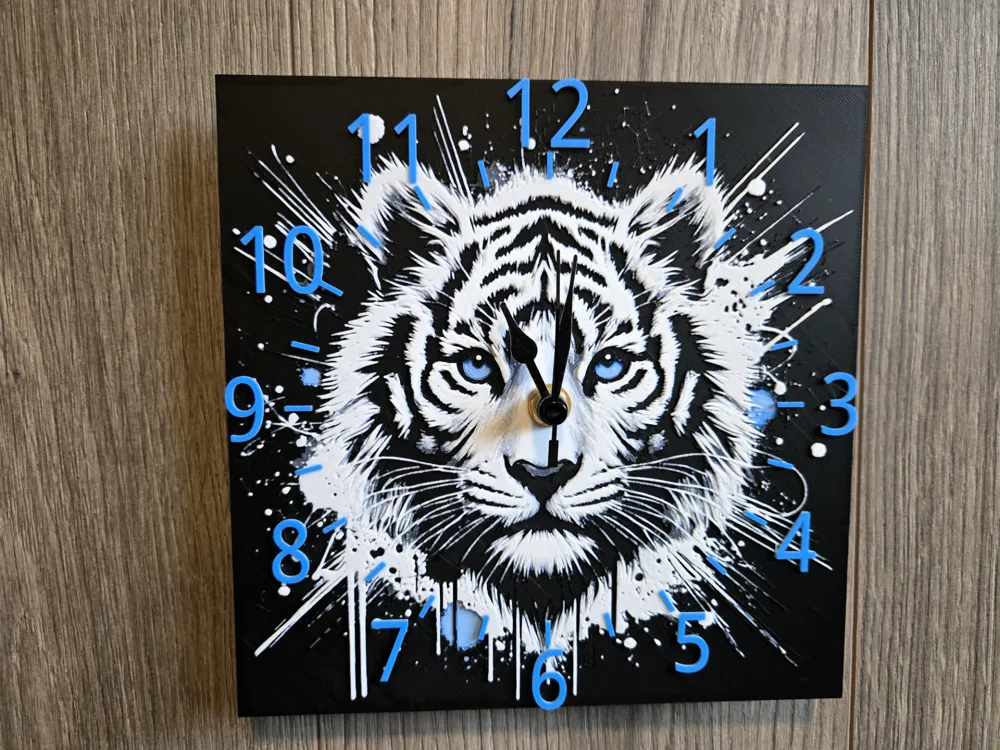 Majestic White Tiger – 3D Hueforge Clock by NeXuS-PoWeR MakerWorld ...