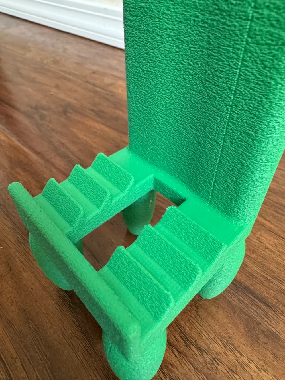 Chair for your phone! Chair Phone Stand by MorningOfTheSky - MakerWorld