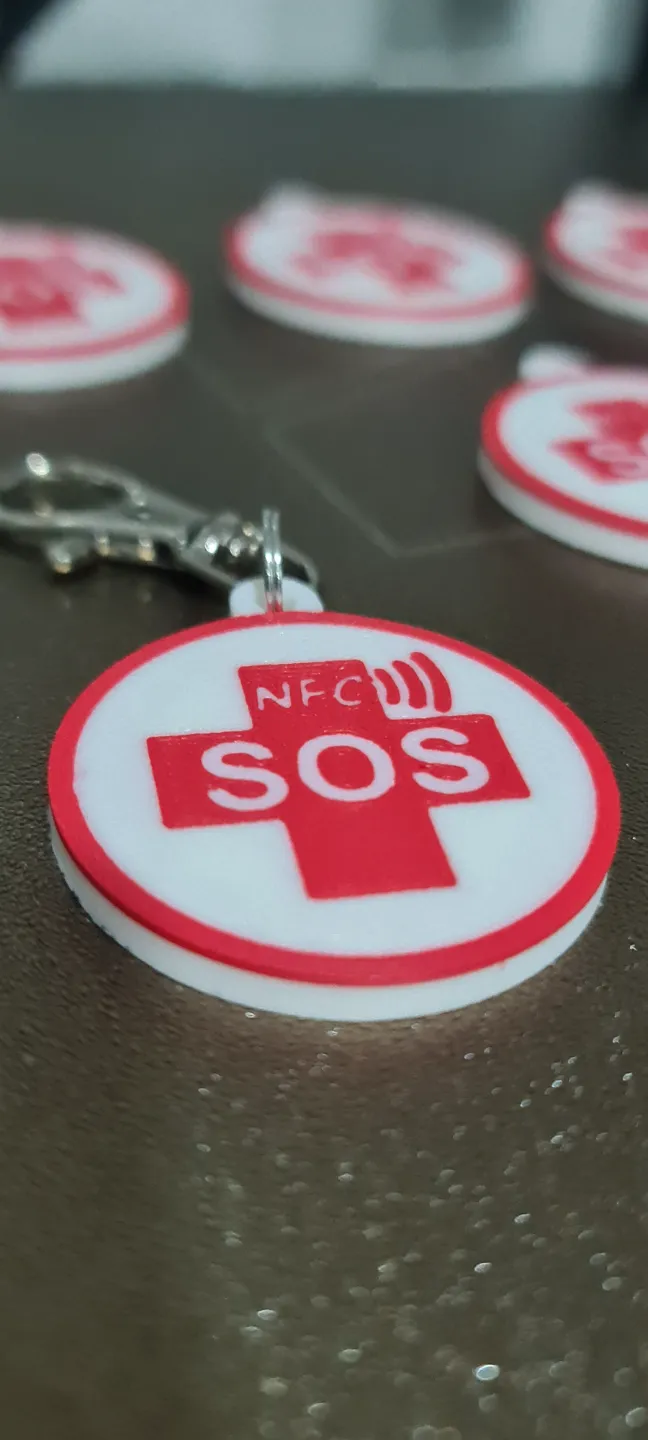 Keychain NFC SOS by Arte SSM MakerWorld: Download Free 3D Models