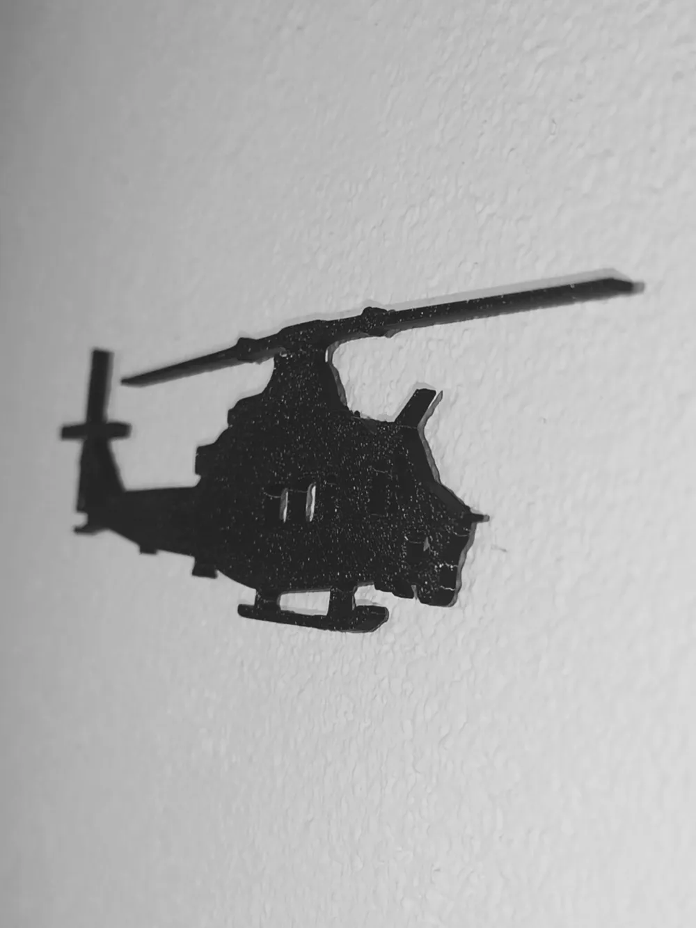 Helicóptero Bell UH-1Y Venom Silhueta - Modelo gratuito para impressão ...