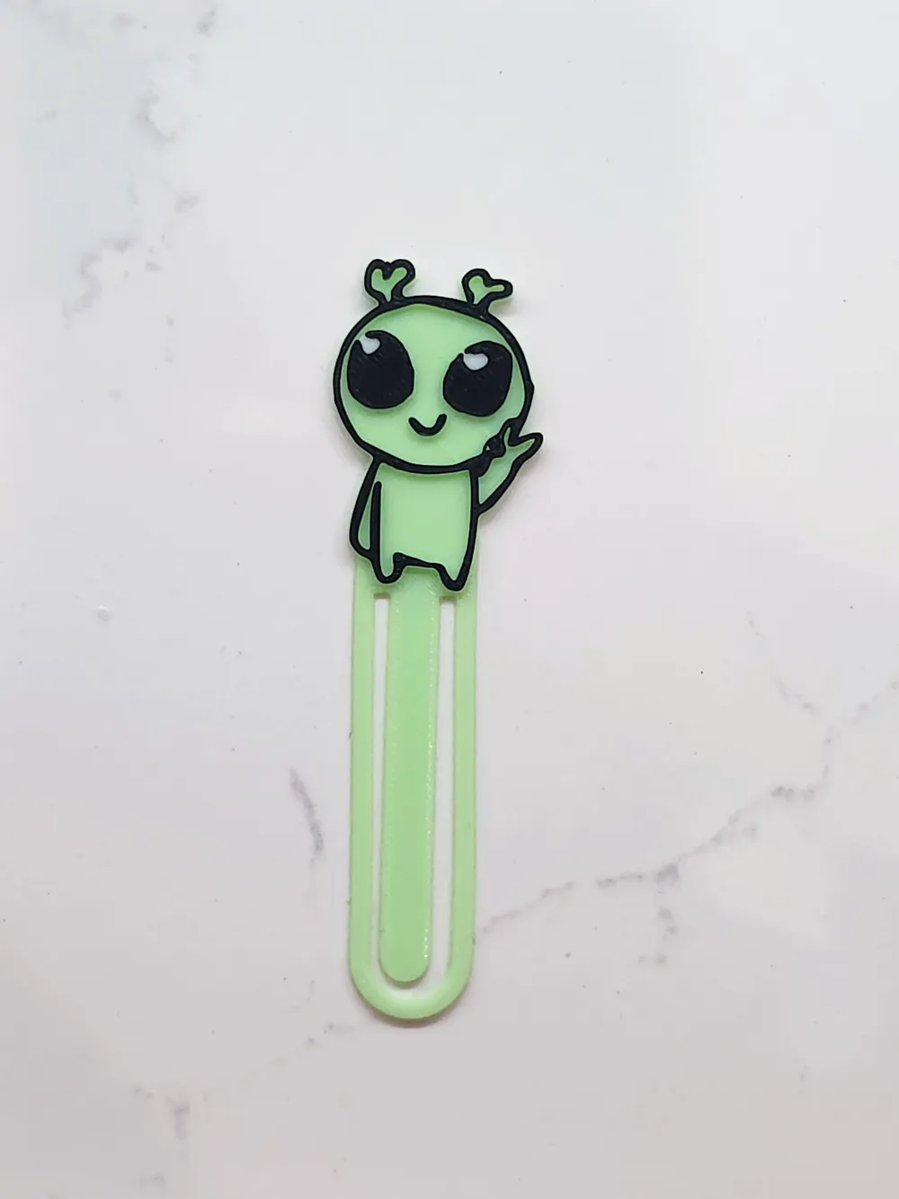 Alien Bookmark by HaleofaRanch MakerWorld: Download Free 3D Models
