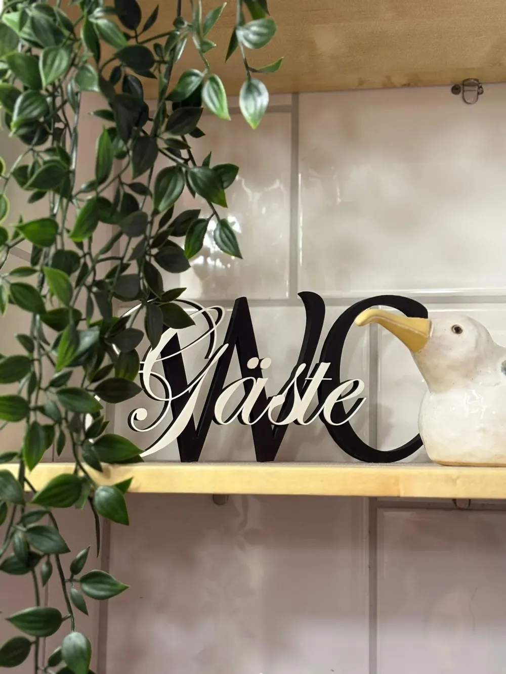 Guest Toilet Sign - Free 3D Print Model - MakerWorld