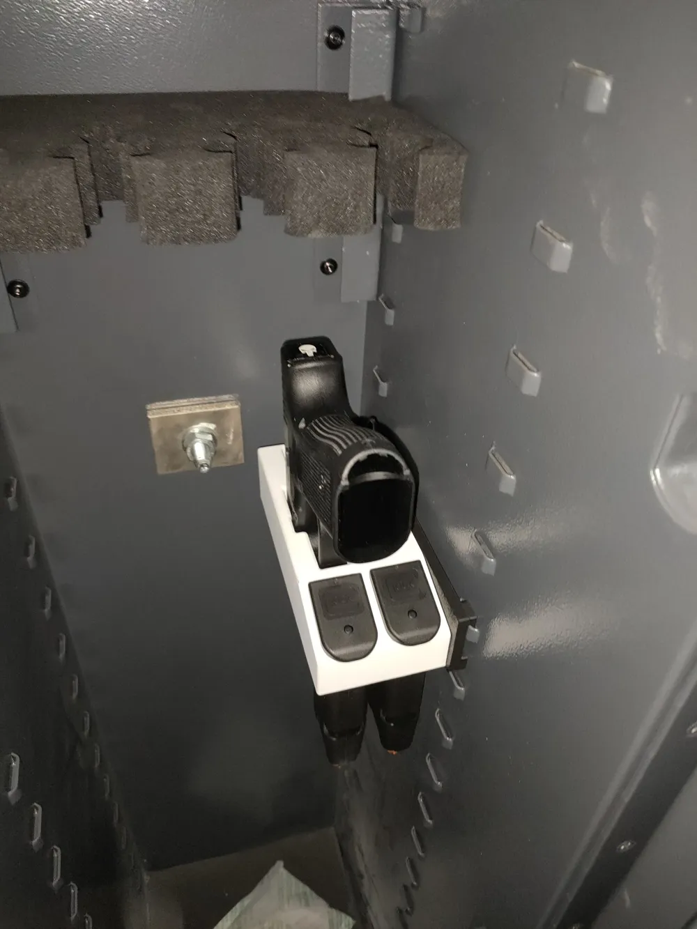 Glock 17 Mount V2 Revised Layout by dreas MakerWorld: Download Free 3D ...