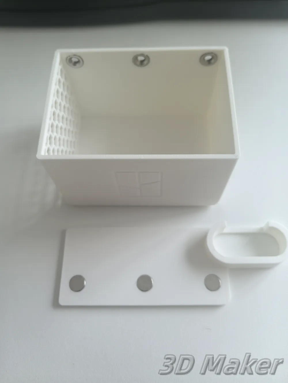 Magnetic Waste Bin for Bambu Lab A1 and A1 mini by 3D Maker - MakerWorld