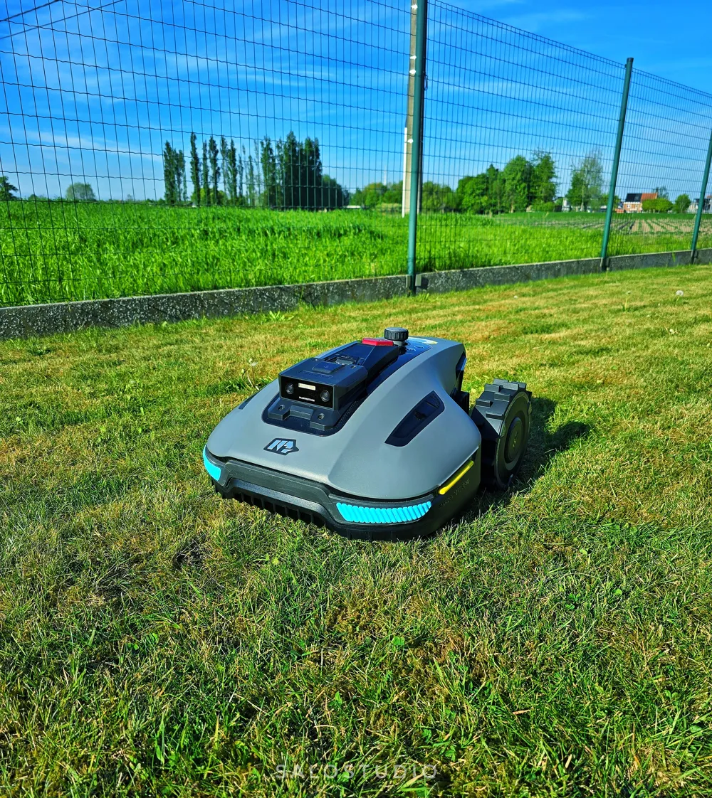 SKYDDSKÄNKE för Yuka mini Mammotion av salostudio MakerWorld: Gratis 3D ...