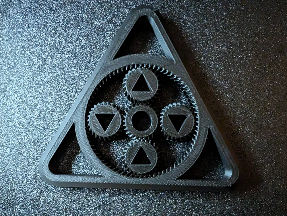 Geometic Shaped Gear Spinners, 4 different designs by derjungeinhd ...