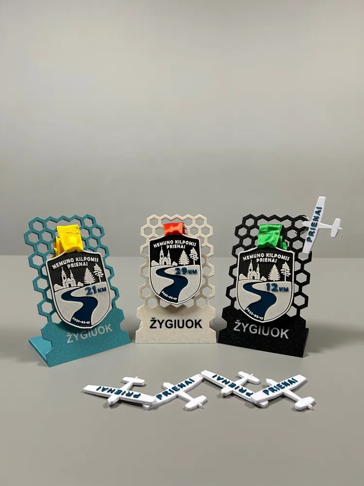 Medal Display Stand Personalized - Free 3D Print Model - MakerWorld