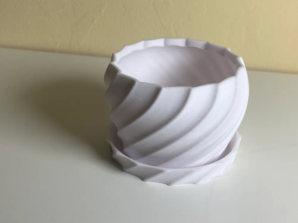 Spiral Plant Pot by LayerWise Creations - MakerWorld