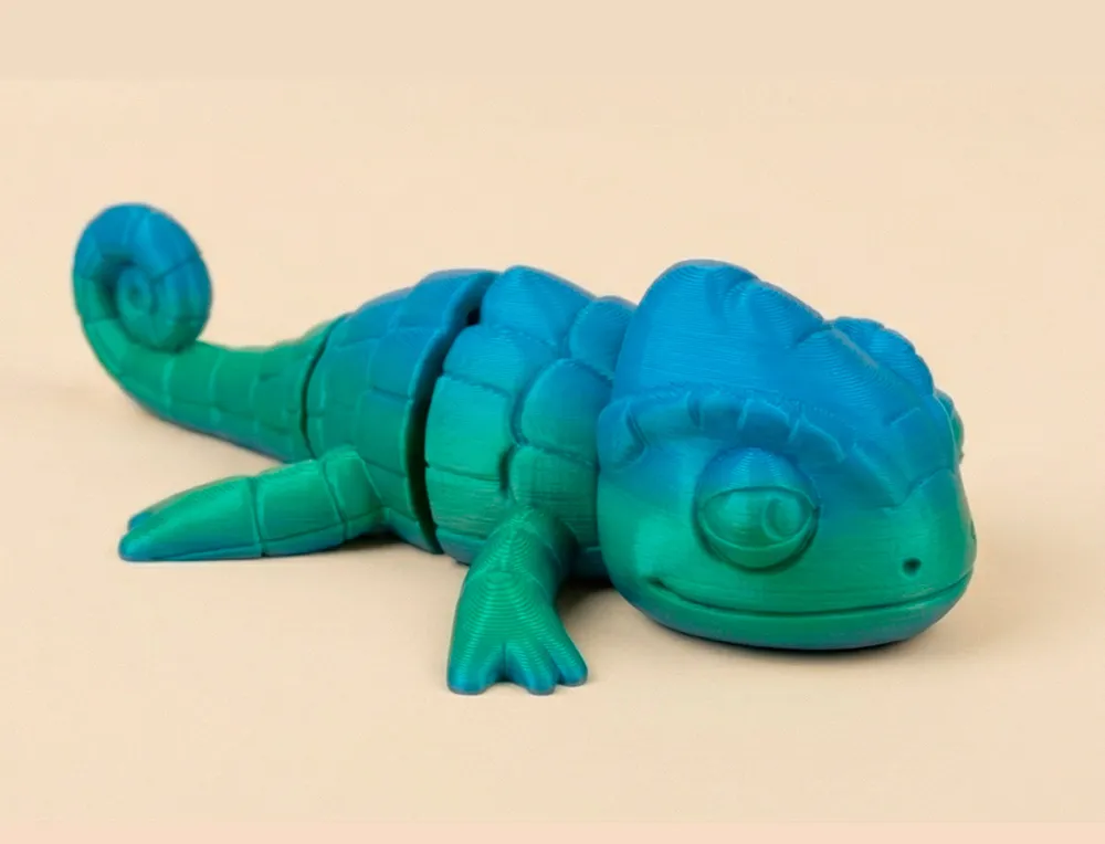 Articulated Chameleon - Free 3D Print Model - MakerWorld