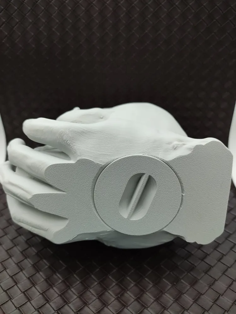 Skull in Hand - Coin bank / Piggy bank by RUMcajz MakerWorld: Download ...