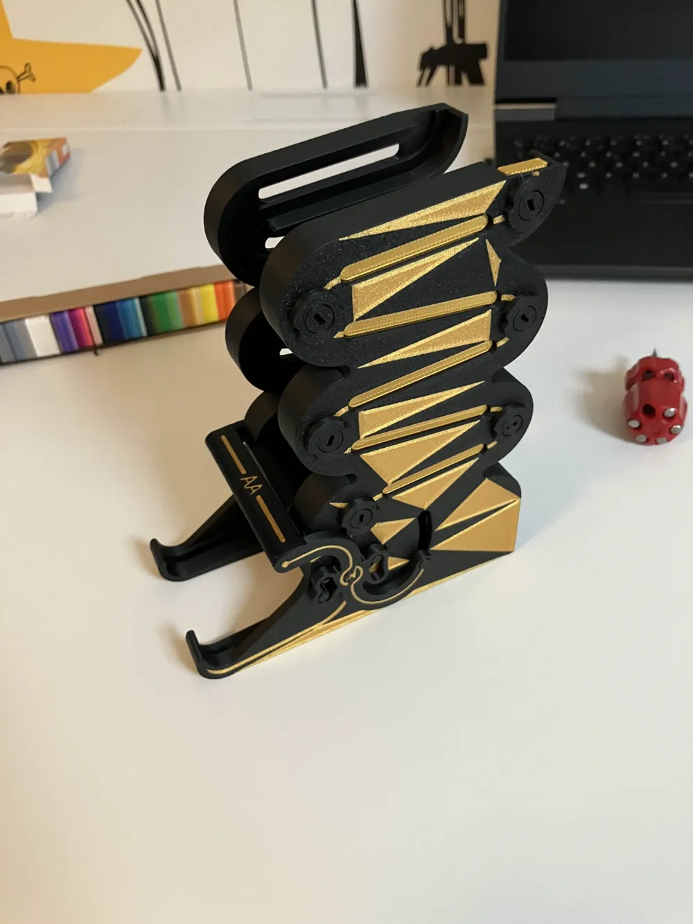 AA Mechanical Battery Dispenser Remixed by Astrotec - MakerWorld