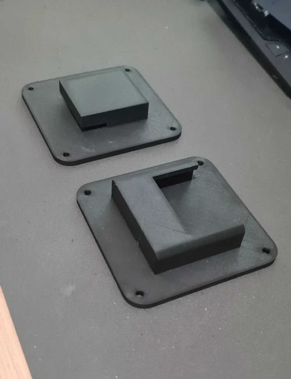 LG Monitor Wall Mount by GABRIEL PEREZ - MakerWorld