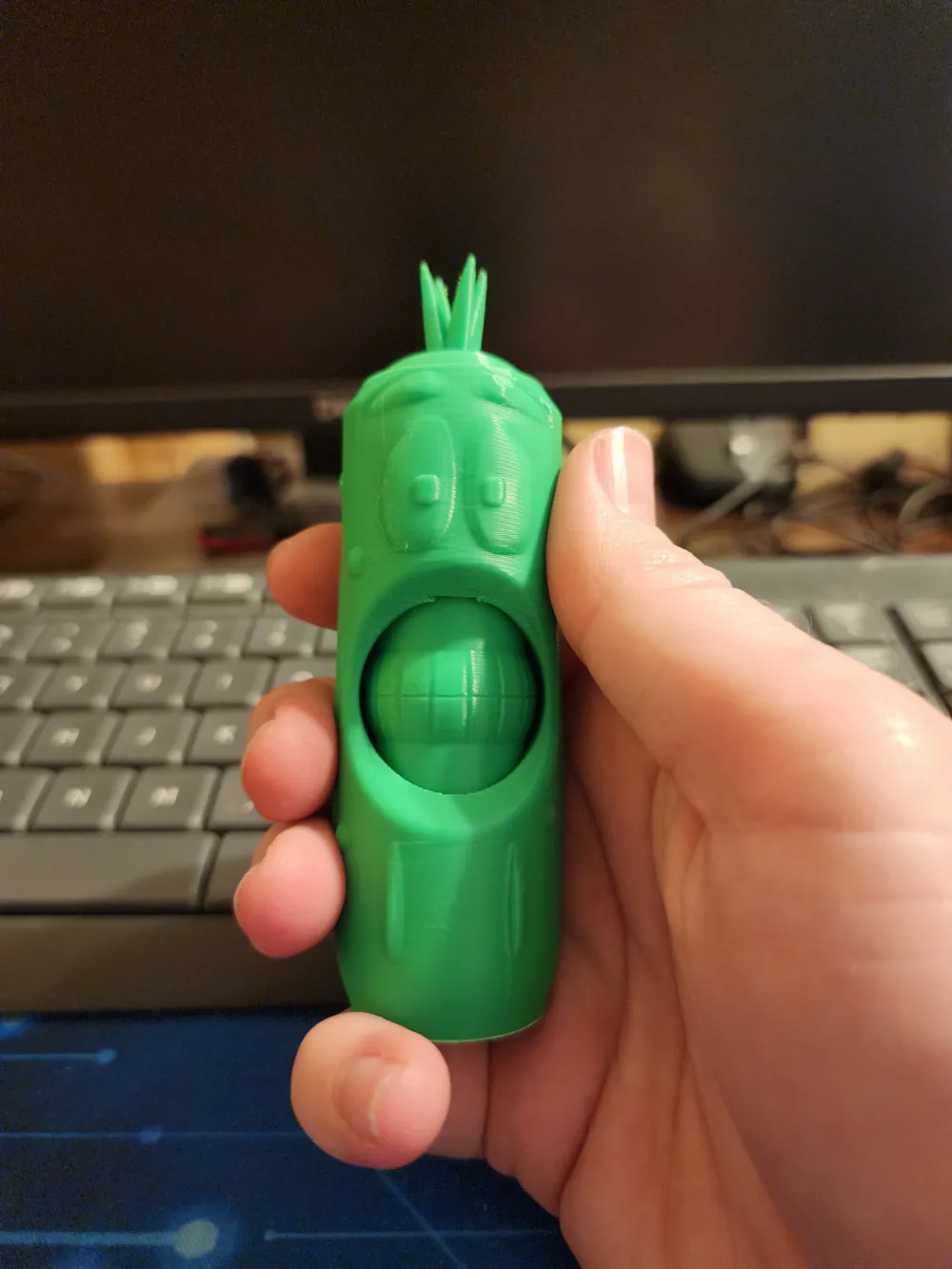 Paul The Pickle Fidget Face by digitallyforgeddesigns - MakerWorld