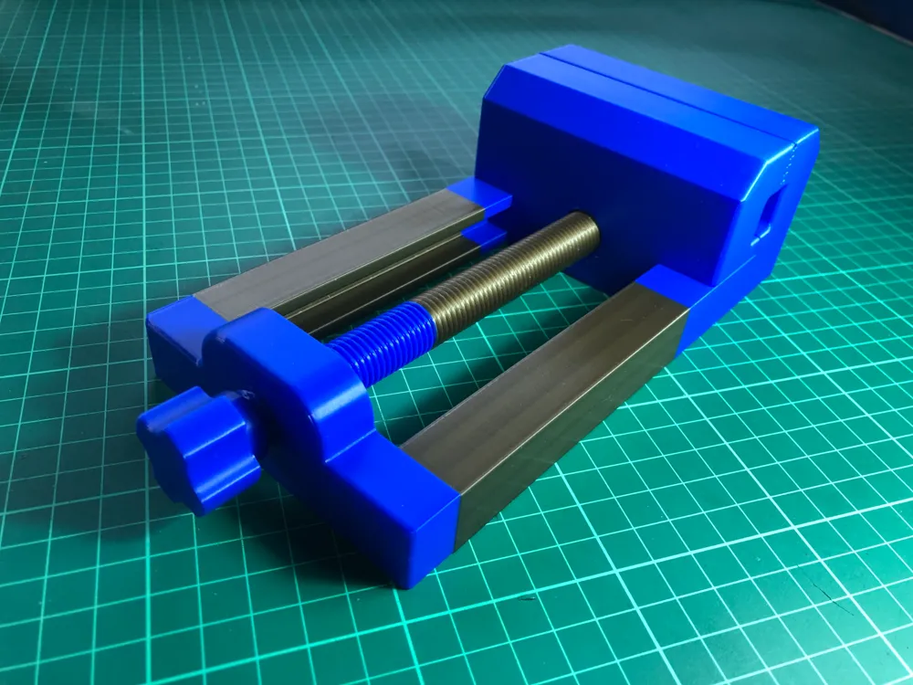 Large Sliding Jaw Vice by kevr102 - MakerWorld