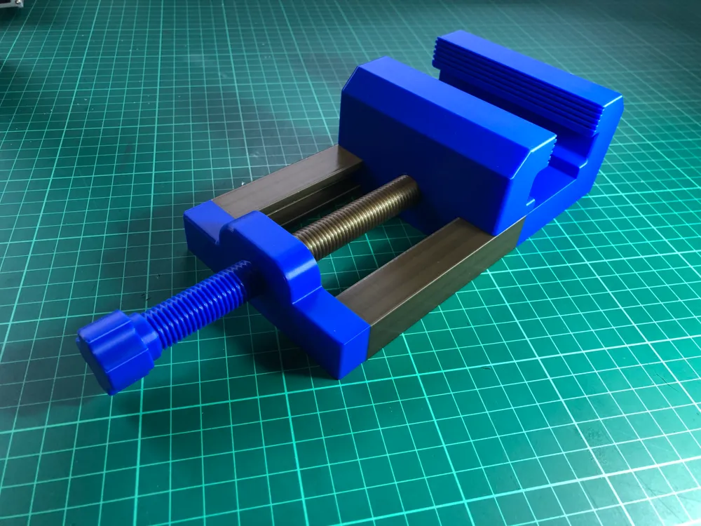 Large Sliding Jaw Vice by kevr102 - MakerWorld