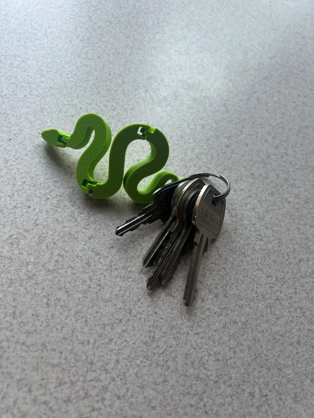 flexi snake keychain by kobosiek - MakerWorld