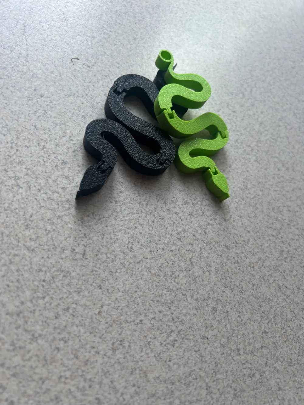 flexi snake keychain by kobosiek MakerWorld: Download Free 3D Models